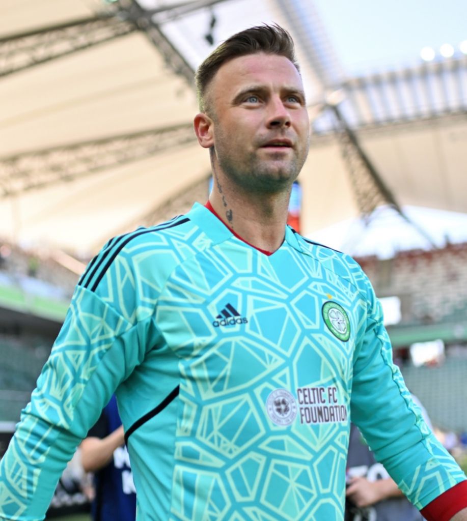 Report: Celtic locked in Legia stalement as Holy Goalie receives his wish