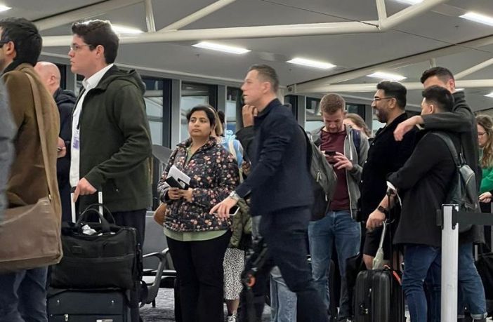 Photo: Callum McGregor Pictured In Knee Brace, As Celtic Captain Visits ...