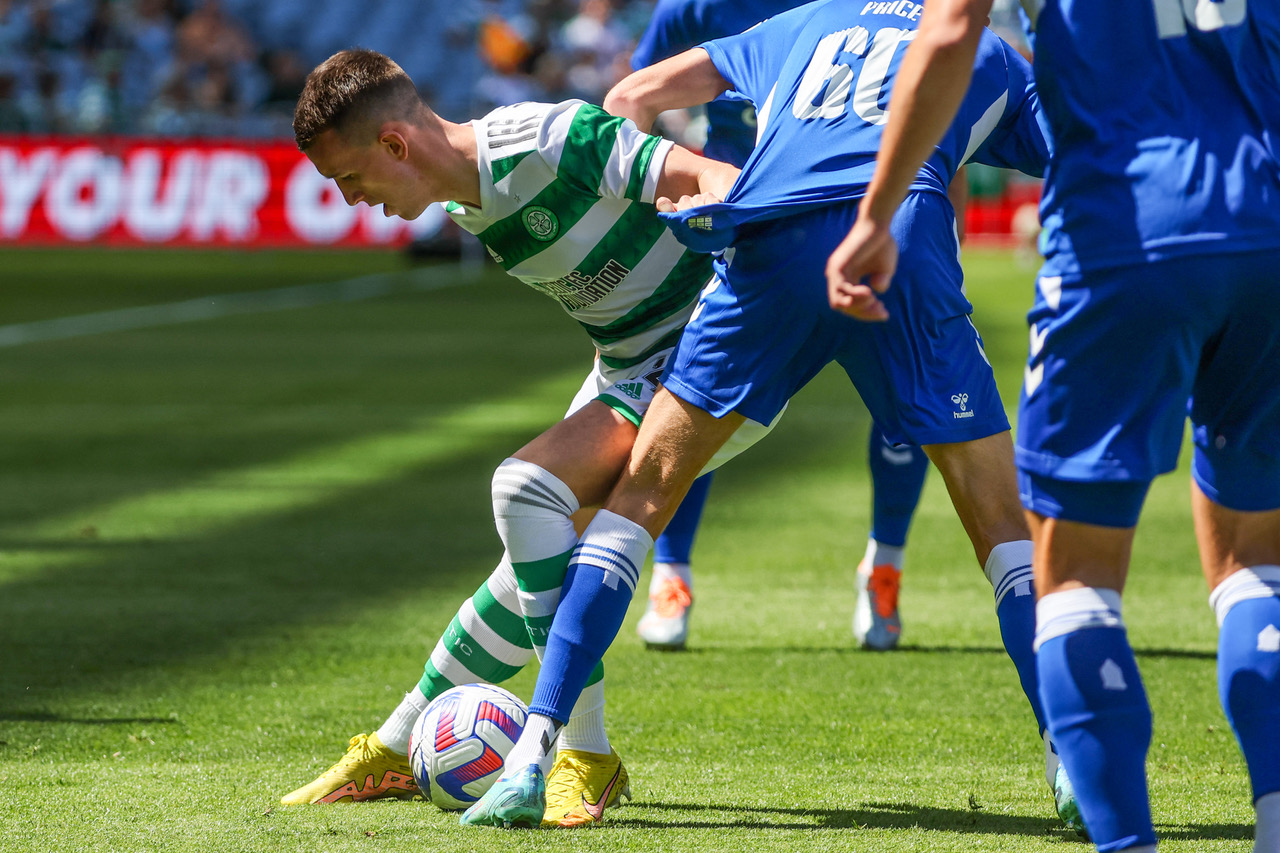 Sydney Stalemate but Everton win on penalties – Hoops dominate but rue ...