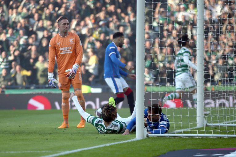 ‘Wow. Wow. Wow. The scenes in the Celtic end as Kyogo doubles Celtic lead’