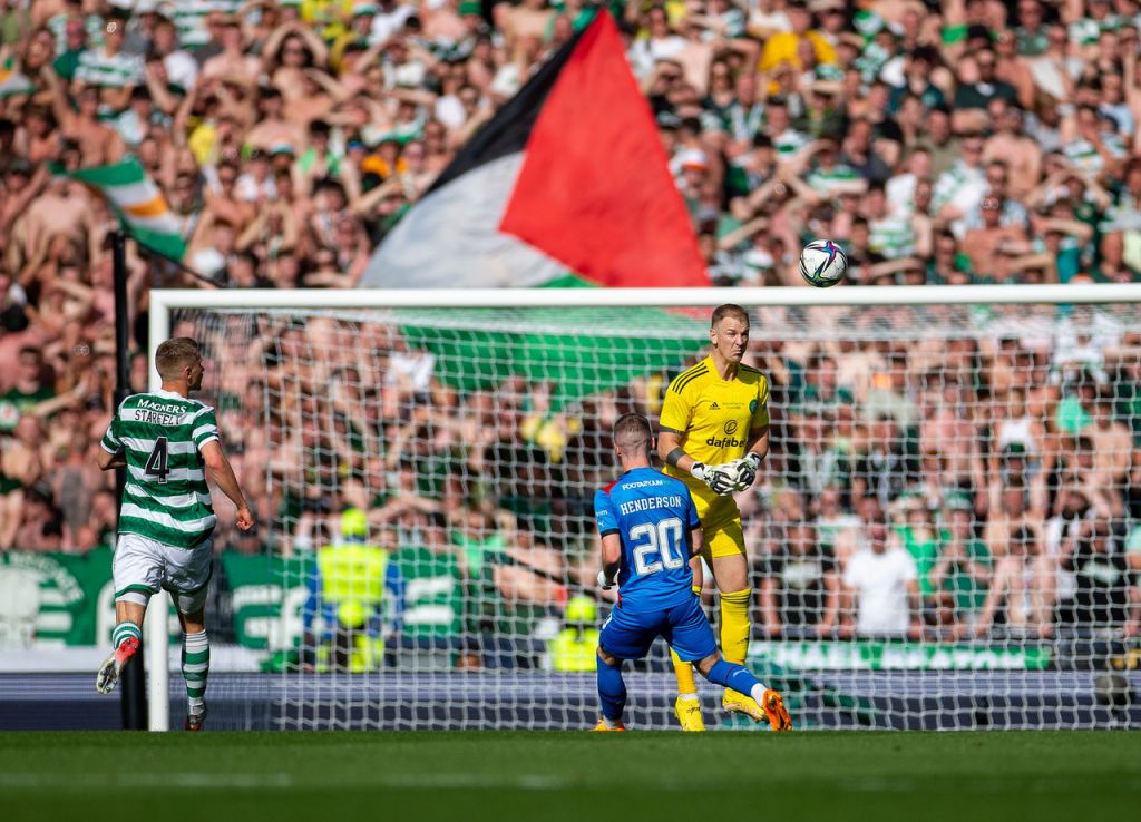 Celtic will struggle to replace “top professional”, Joe Hart reckons Bonner