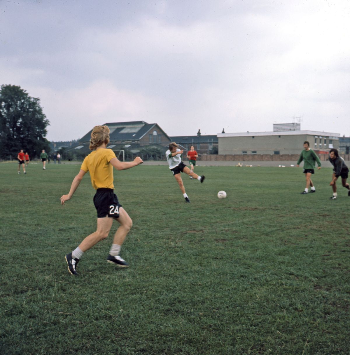 Photo Exclusive – A Celtic training session at Barrowfield in mid-1970s
