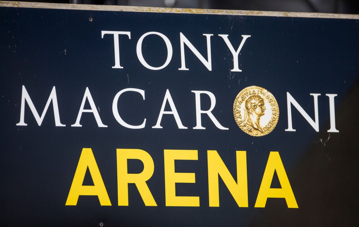 Livingston threaten ban on banners and flags after unauthorised Green ...