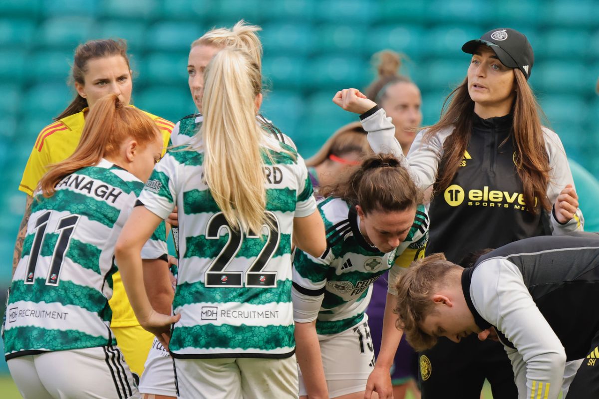 Photos: ‘Hey, yeah you, with the sad face’ – Amy Gallacher made the ...