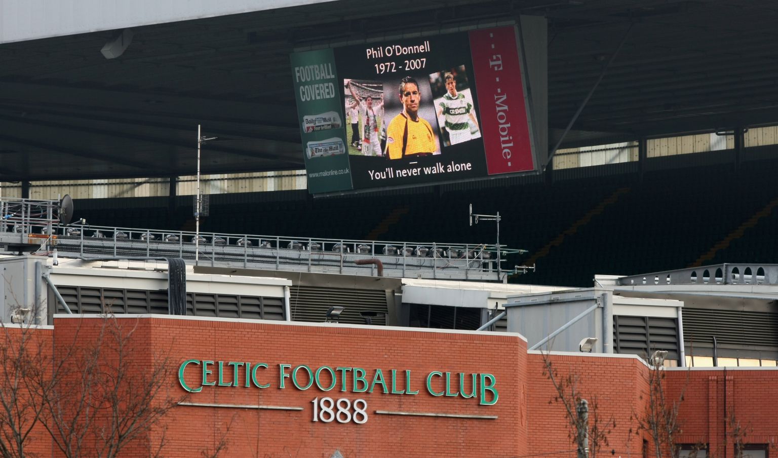 Celtic on this Day – Lennox scores at Ibrox. Hartson, Petrov, Thompson ...