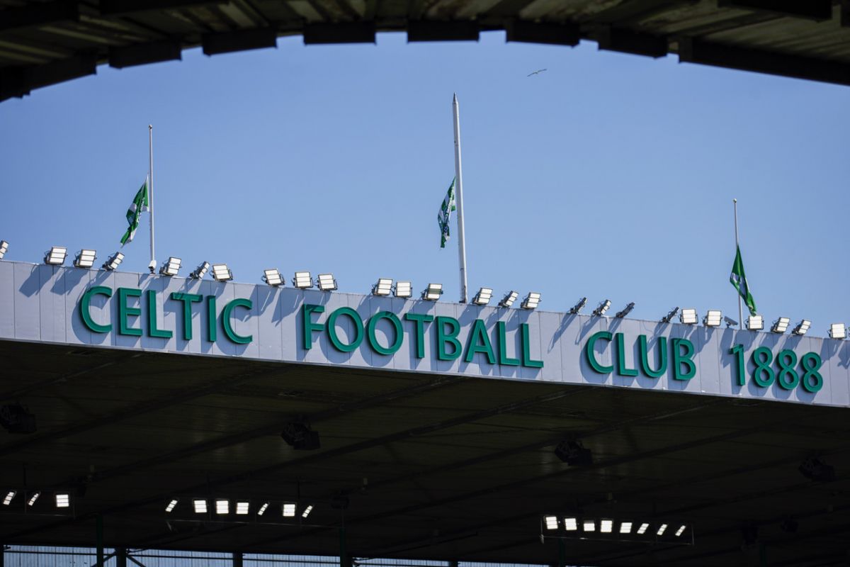 Celtic confirm seven starlets sign first professional contracts